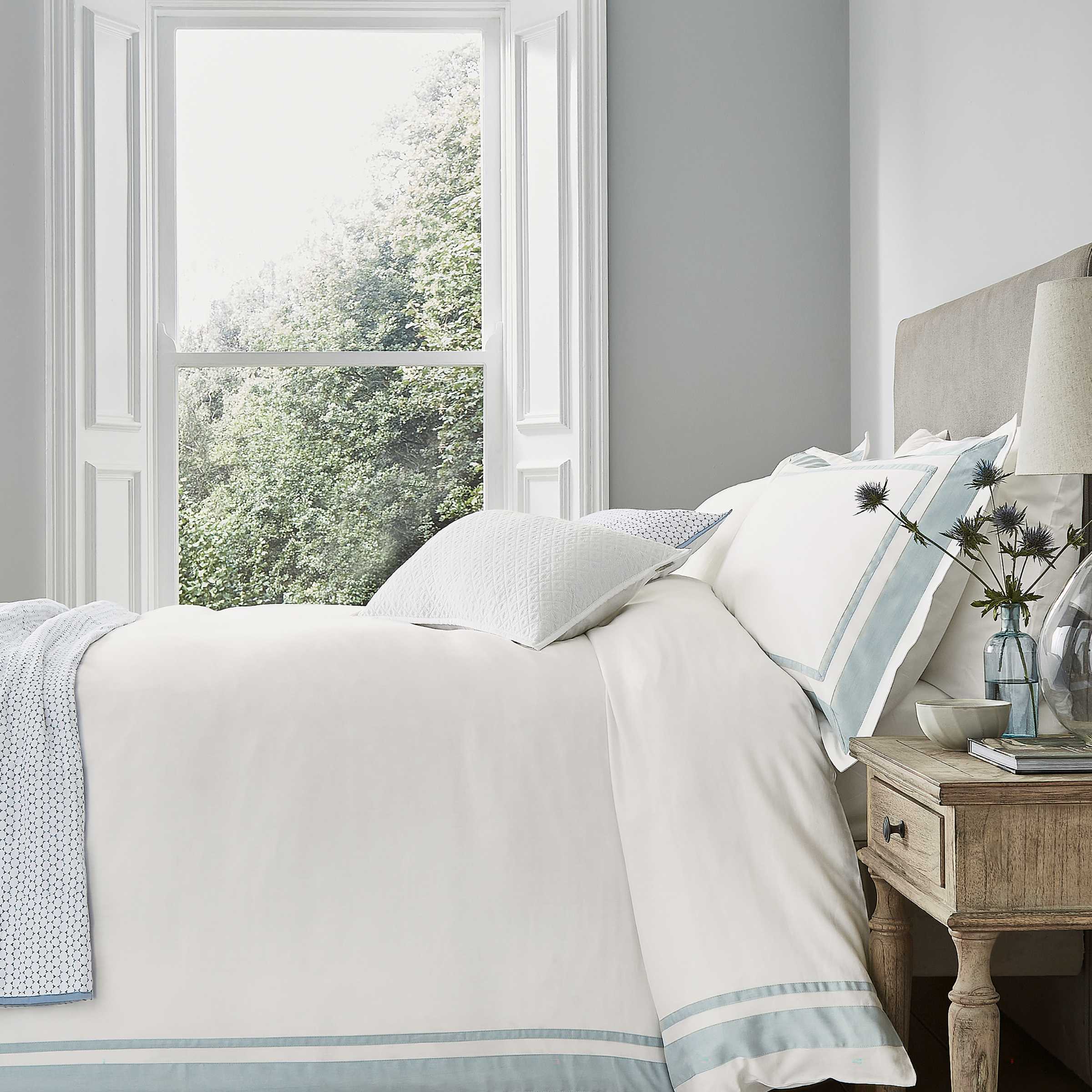 Murmur Bedding Inspired by Nature