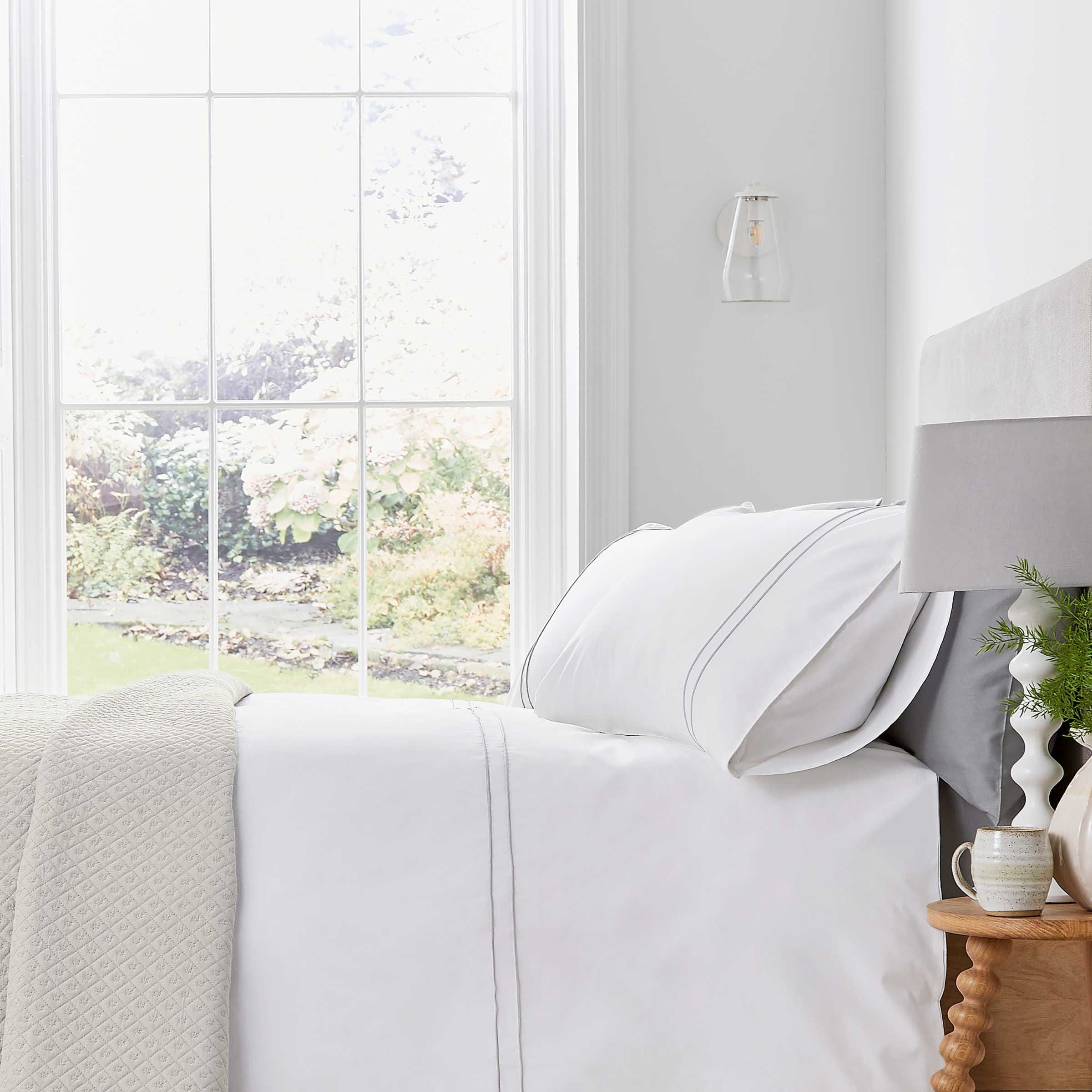 Murmur Bedding Inspired by Nature