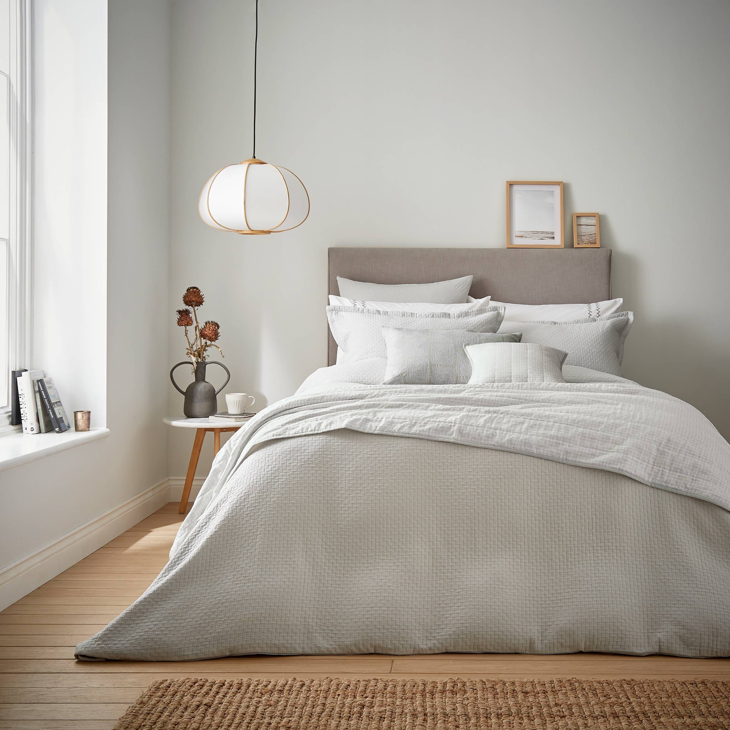 Hush Duvet Cover, Cloud Grey – Murmur